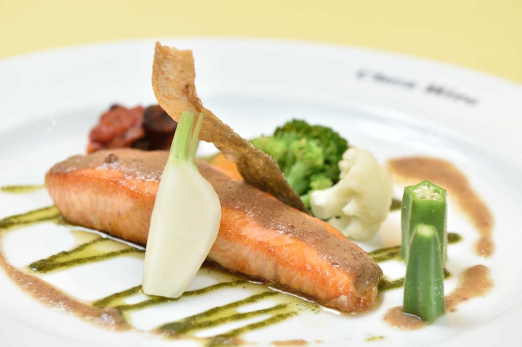 chez-hiro – シェイロは川の畔に佇むフレンチレストランです